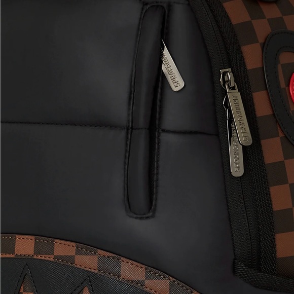 Sprayground | Bags | Sprayground Puffer Shark Vail Flex Authentic ...